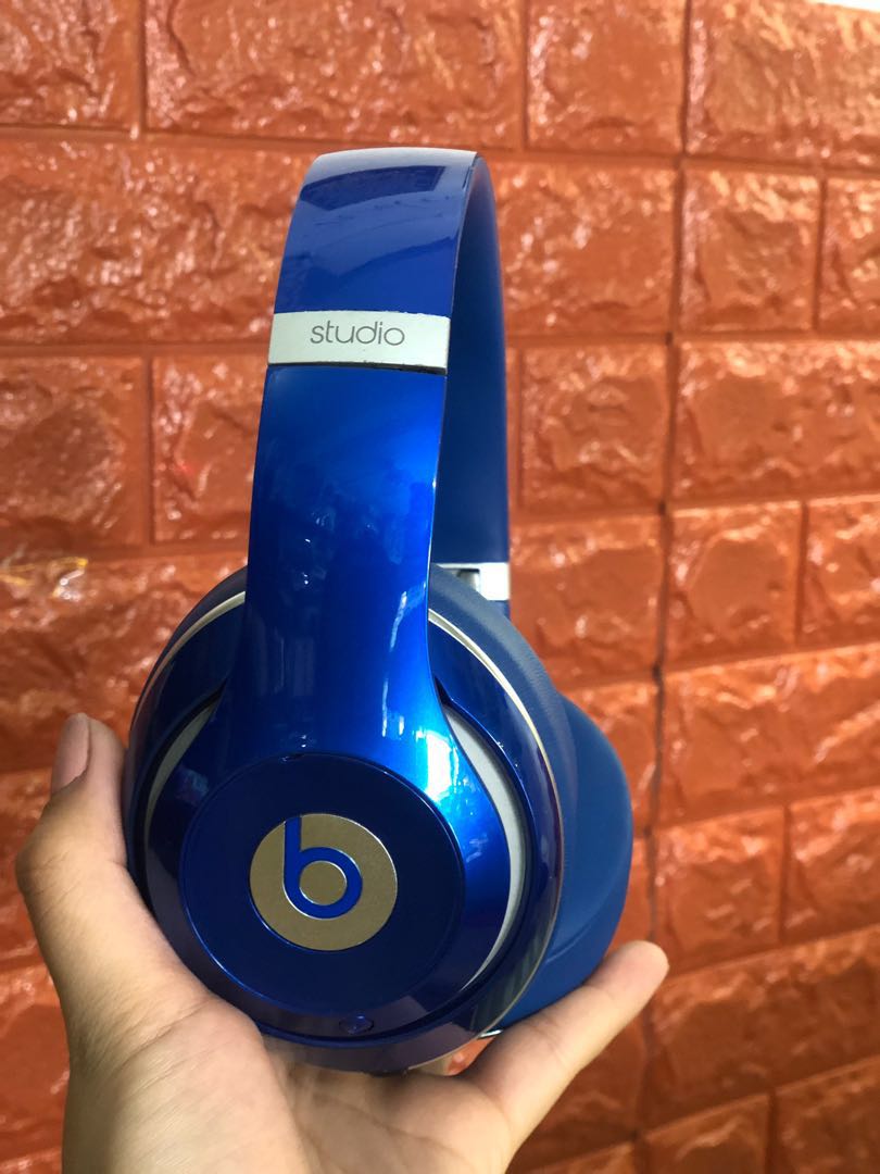 Beats Studio 2 headphones, Audio, Headphones & Headsets on Carousell