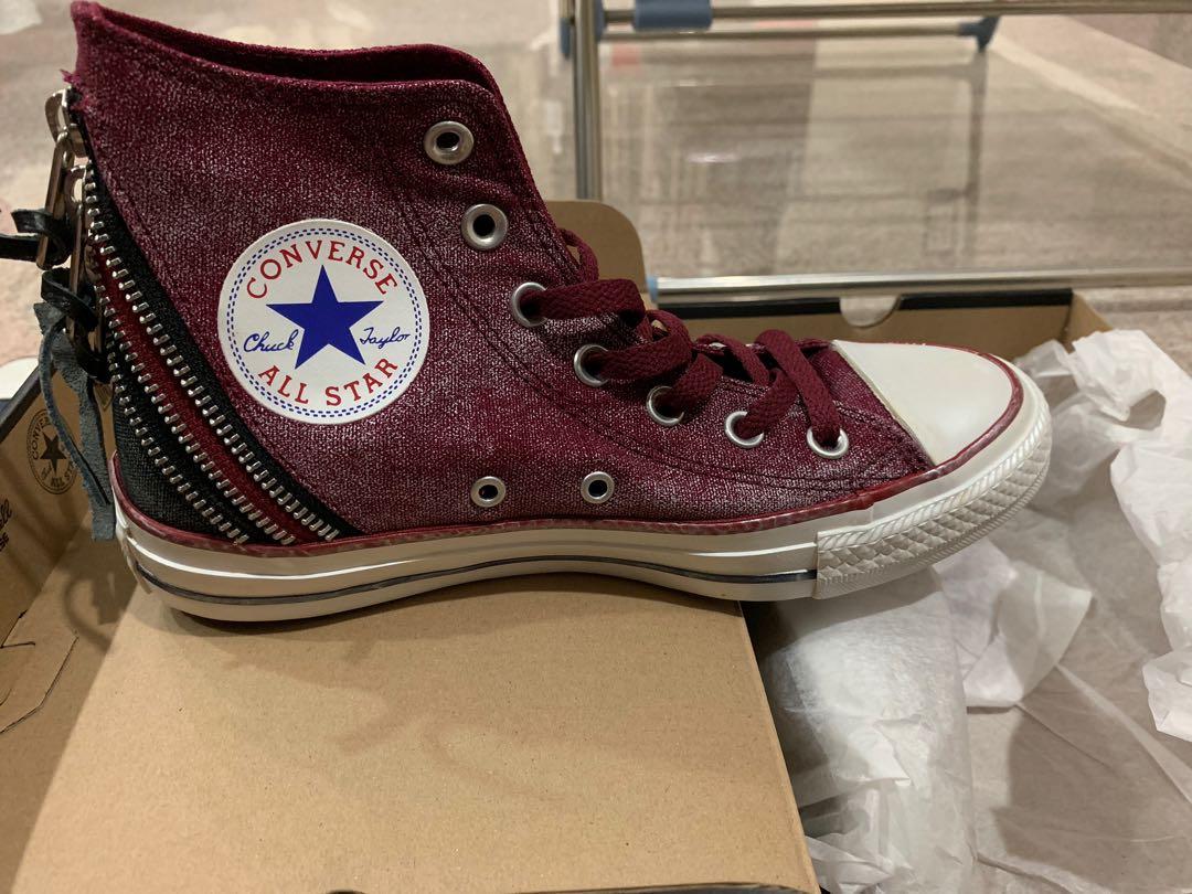 Converse Shoes, Women's Fashion, Footwear, Sneakers on Carousell