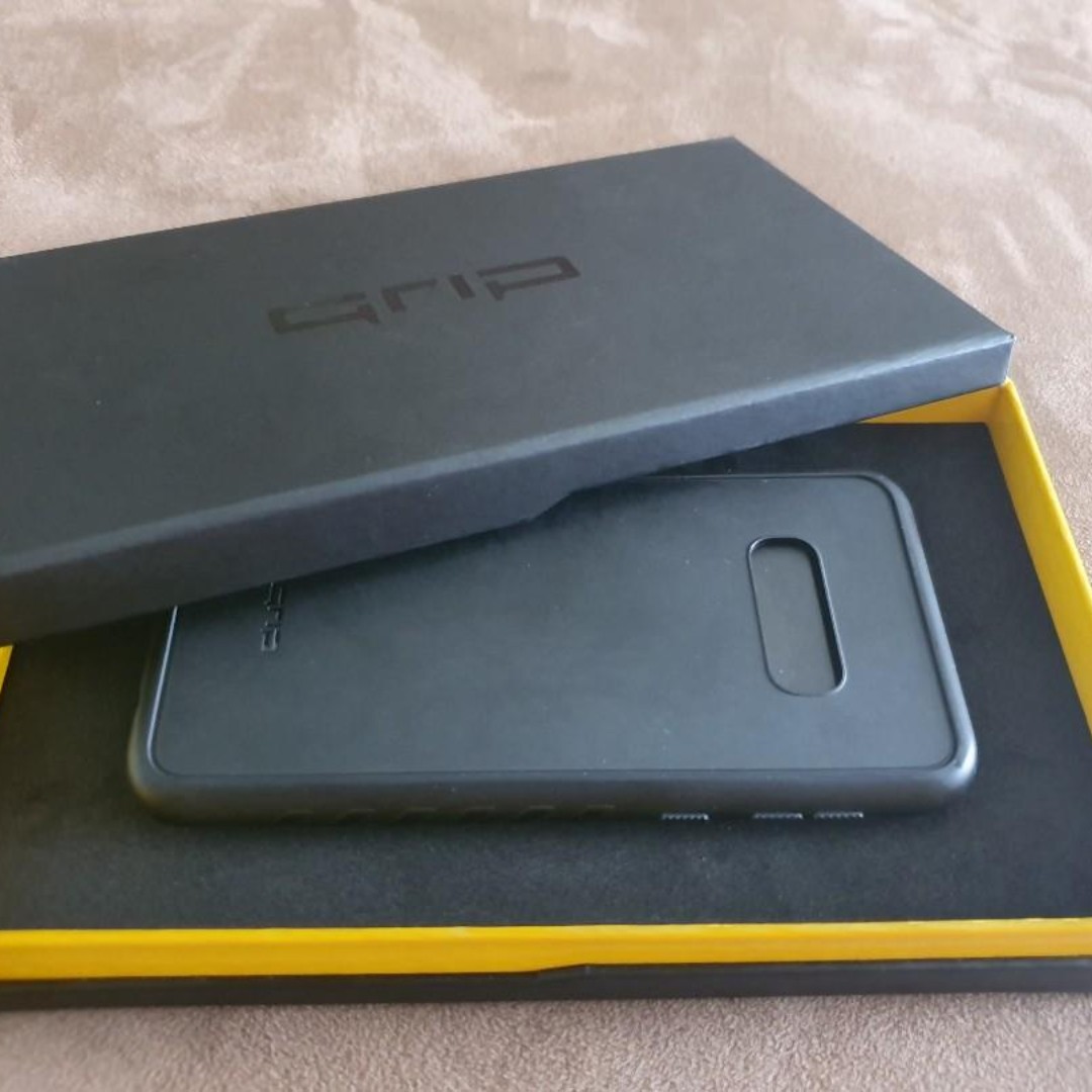 Dbrand grip case S10e, Mobile Phones & Gadgets, Mobile & Gadget ...