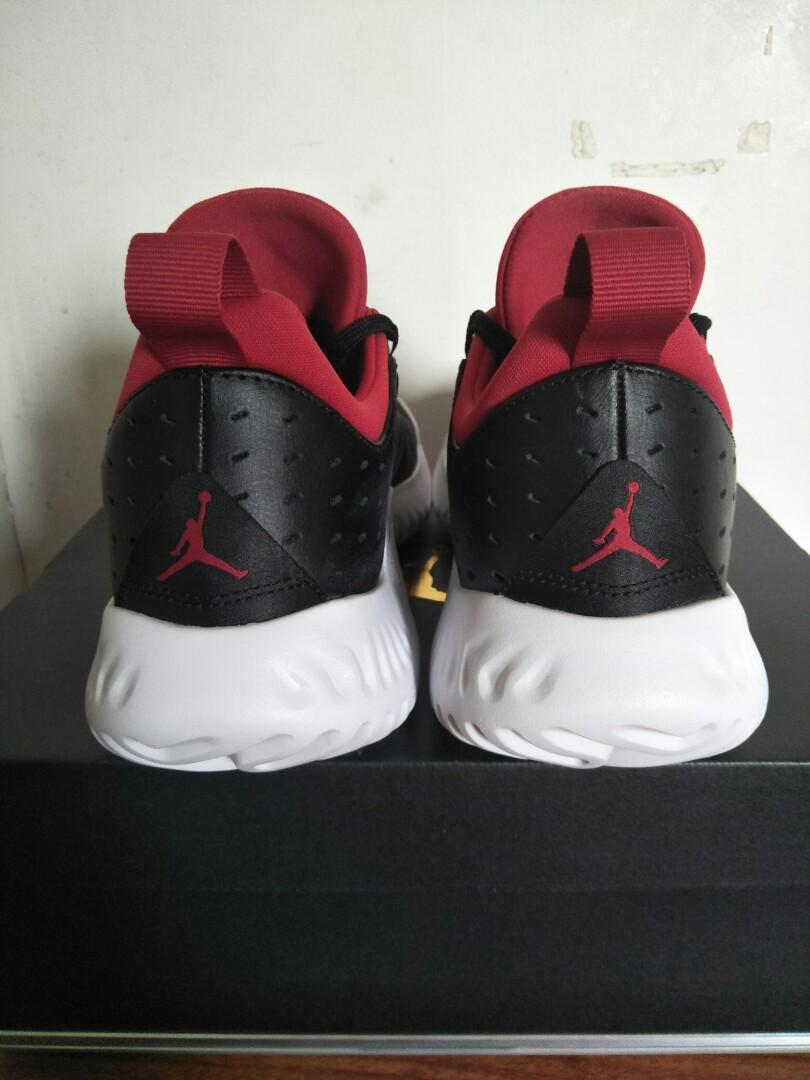 Jordan Proto Lyte, Men's Fashion, Activewear on Carousell