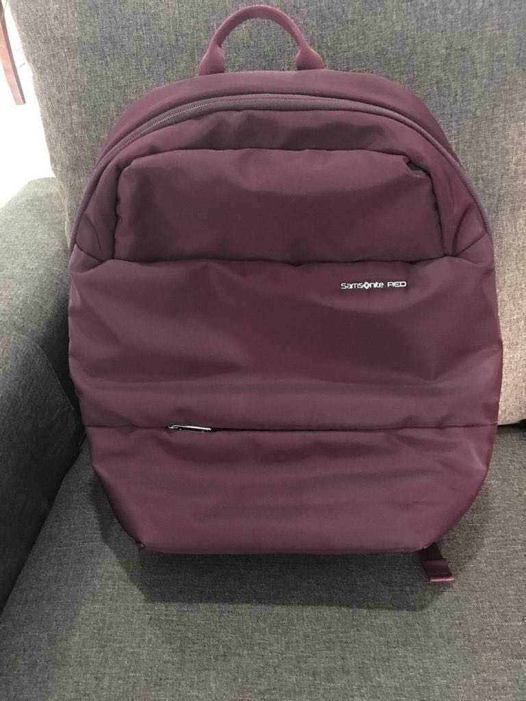 Samsonite Backpack, Women's Fashion, Bags & Wallets, Backpacks on Carousell