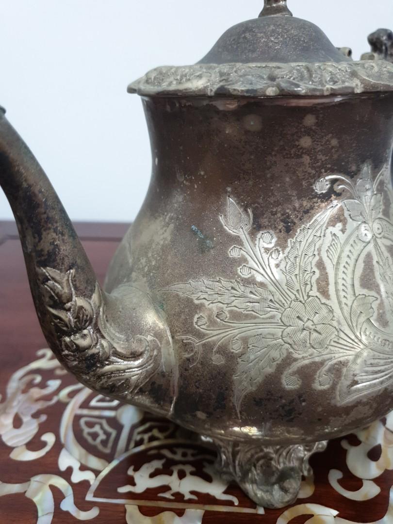 Teko teapot tembaga putih lama antik antique, Furniture & Home Living ...
