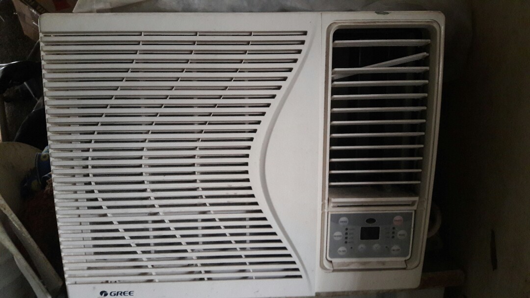 Aircon-window type with remote control on Carousell