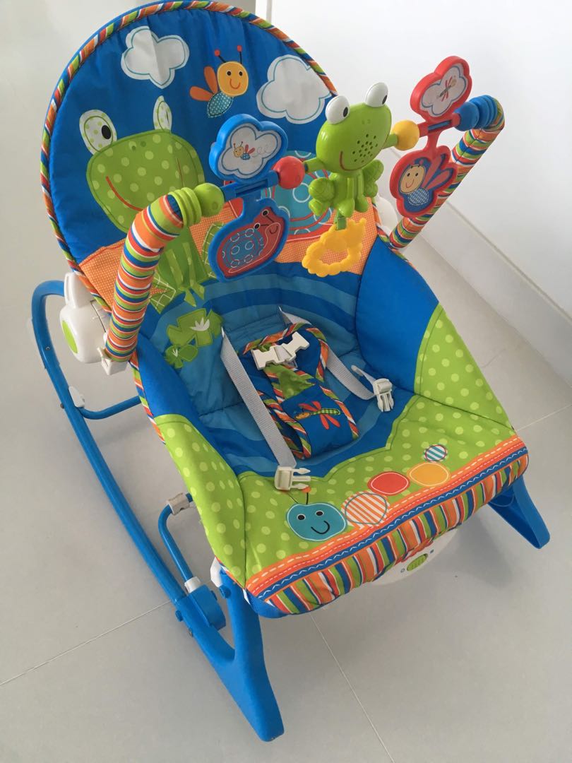 Fisher & Price baby rocker, Babies & Kids, Infant Playtime on Carousell