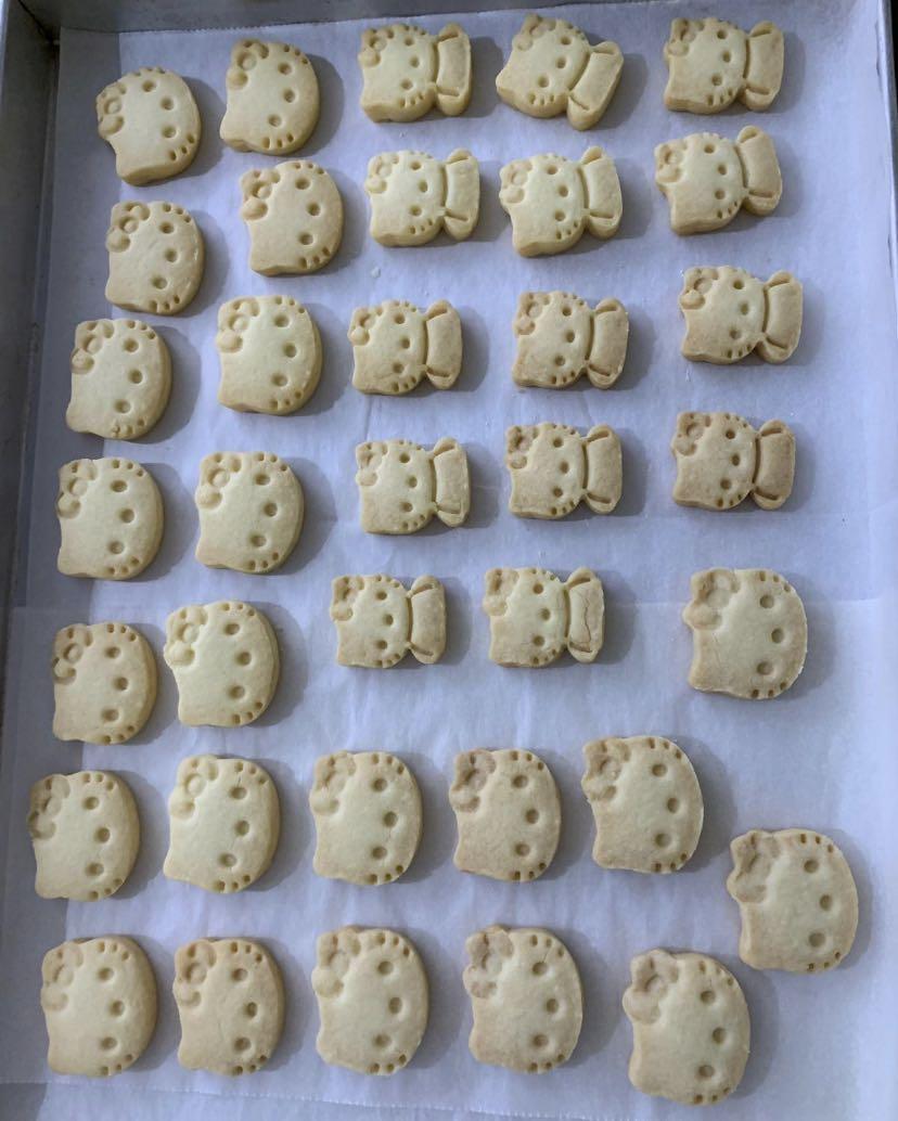 Homemade Hello kitty butter cookies, Food & Drinks, Homemade Bakes on ...