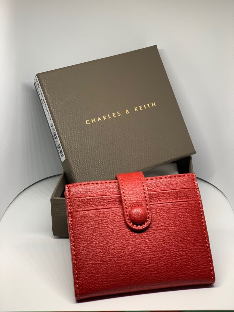 Charles and keith card holder on Carousell