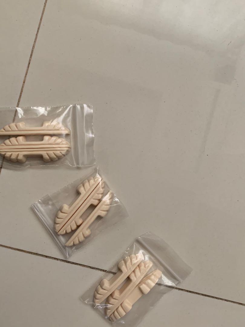 Fake ivory base clip, Furniture & Home Living, Home Decor, Other Home ...