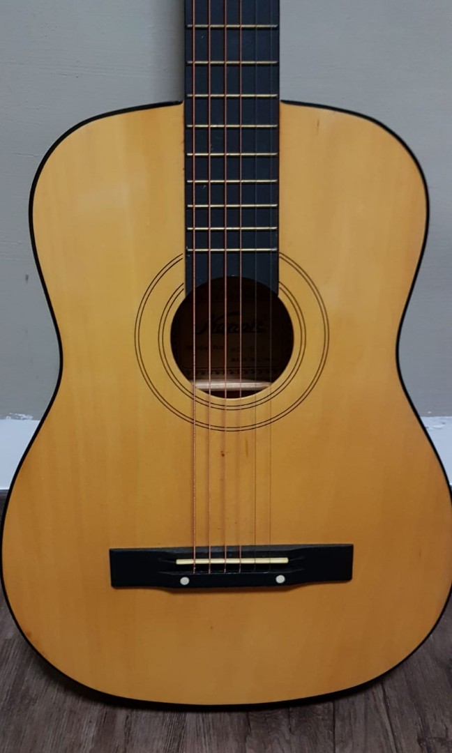 Guitar, Hobbies & Toys, Music & Media, Musical Instruments on Carousell