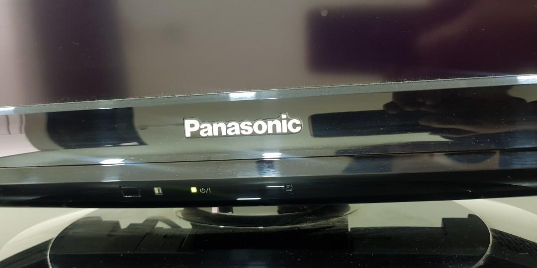 Panasonic 31 inch LCD TV, TV & Home Appliances, TV & Entertainment, TV ...