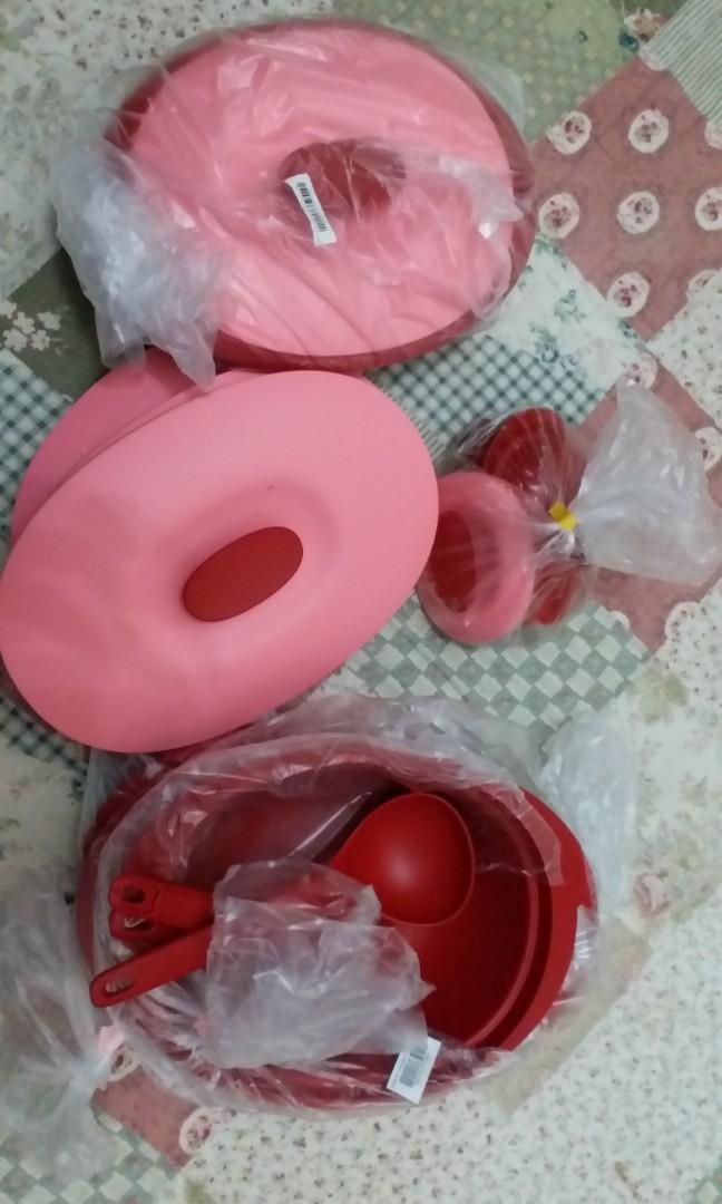 Tupperware blossom set, Furniture & Home Living, Kitchenware ...