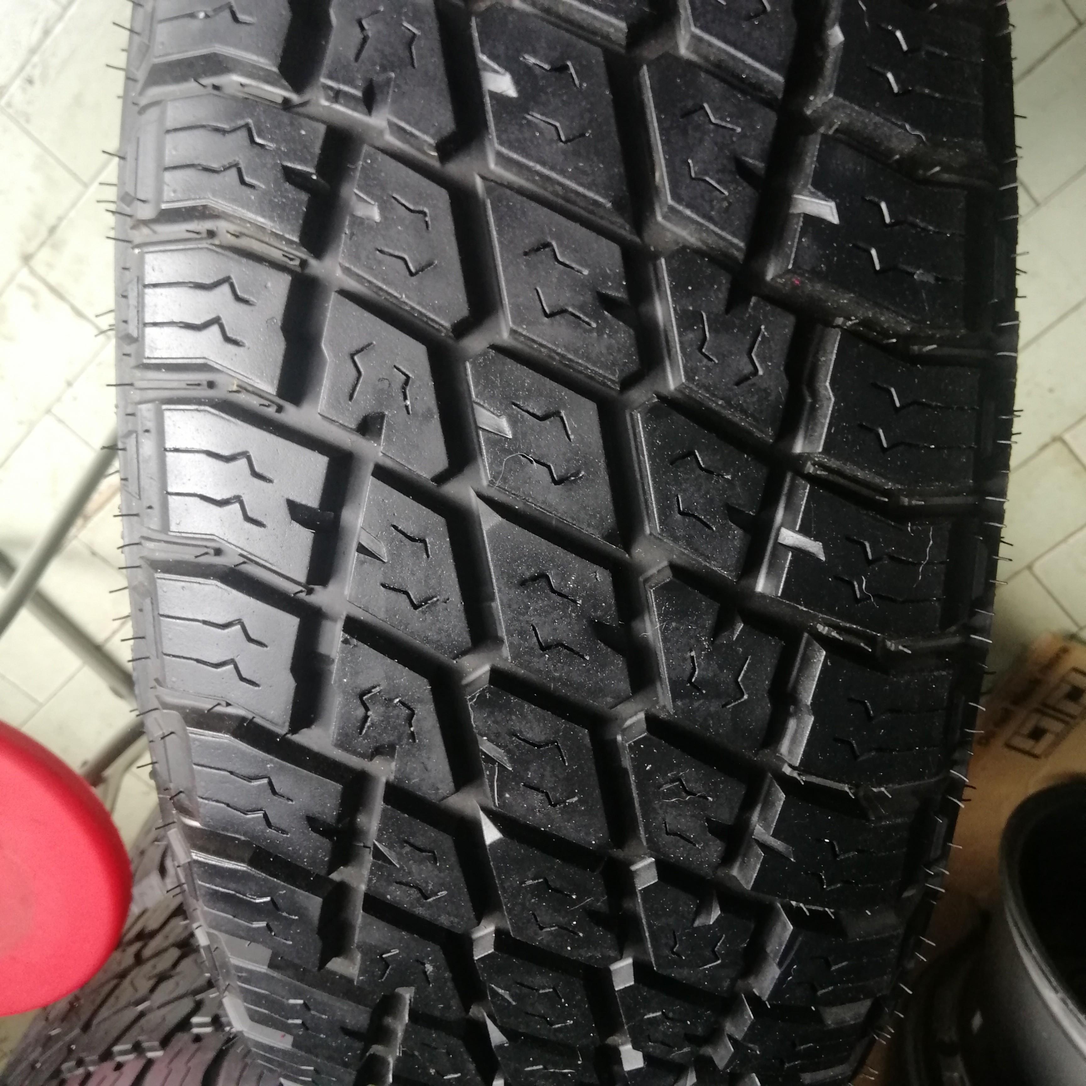 265 65 17 Delium AT All Terrain Tires 90-95 % threadlife.. Slightly ...
