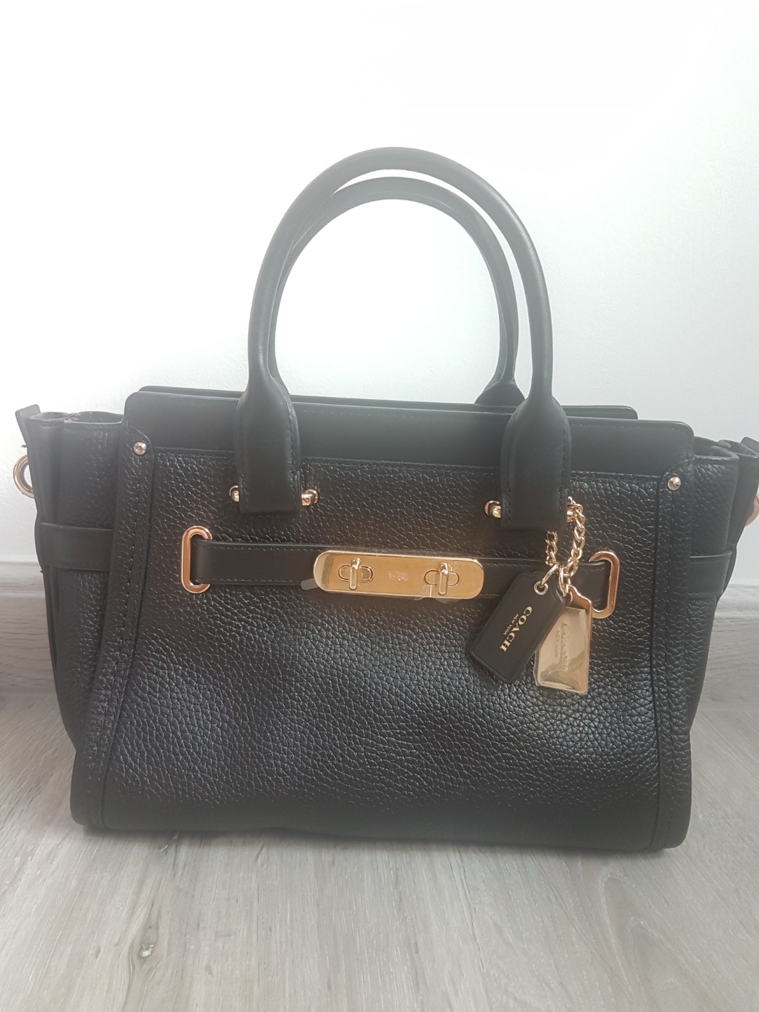 Coach Swagger Original, Women's Fashion, Bags & Wallets, Cross-body ...