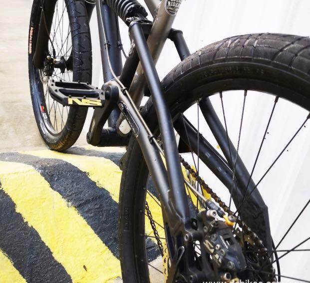 HARO EXTREME X6 FULL SUSPENSION DOWNHILL BIKE, Sports Equipment ...