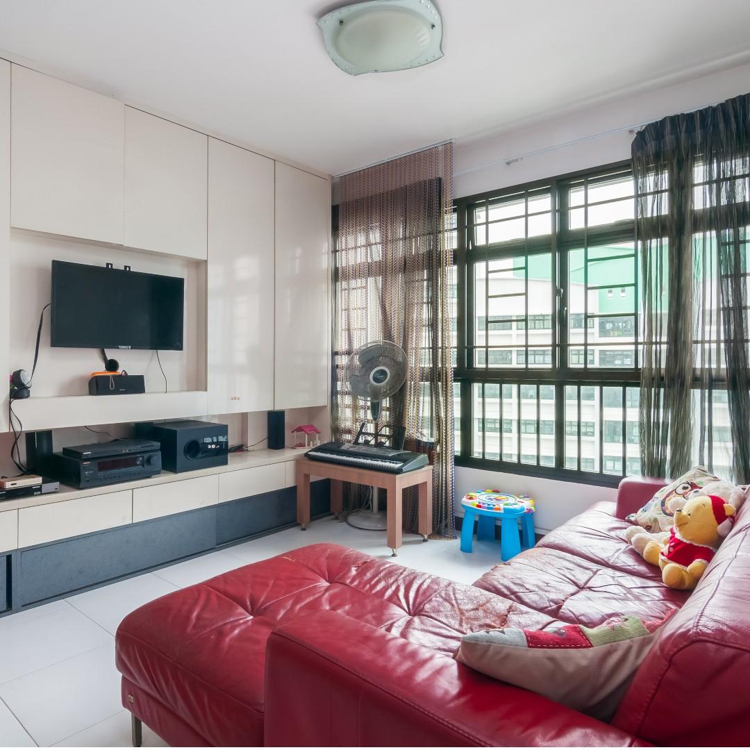 High floor unit right next to Seletar Mall and Fernvale LRT, Property ...