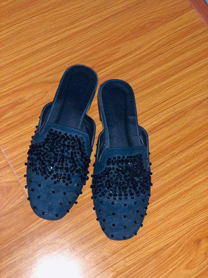 Sandal biru blink, Fesyen Wanita, Sepatu di Carousell