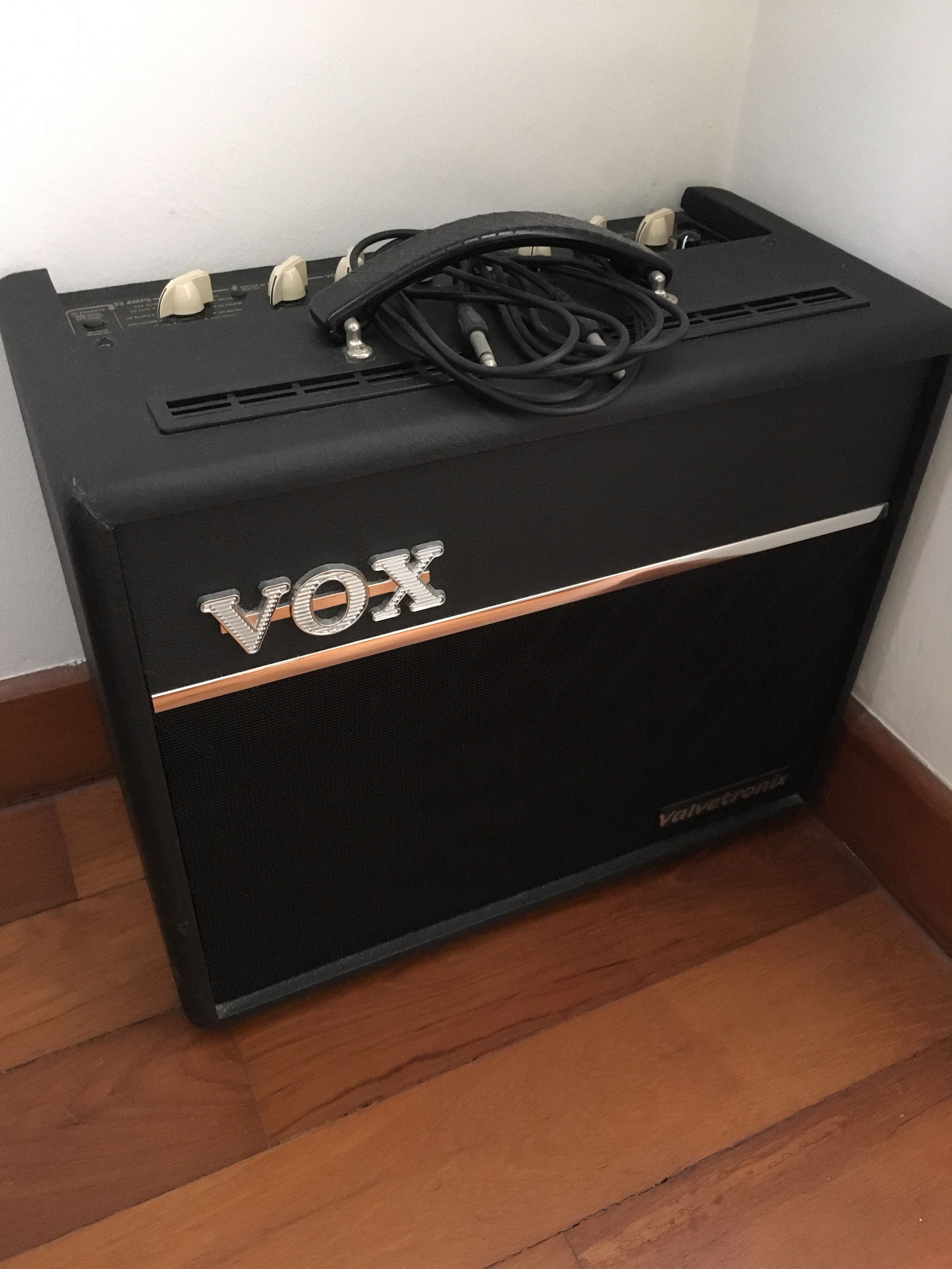 VOX VT20+ amp, Hobbies & Toys, Music & Media, Music Accessories on ...