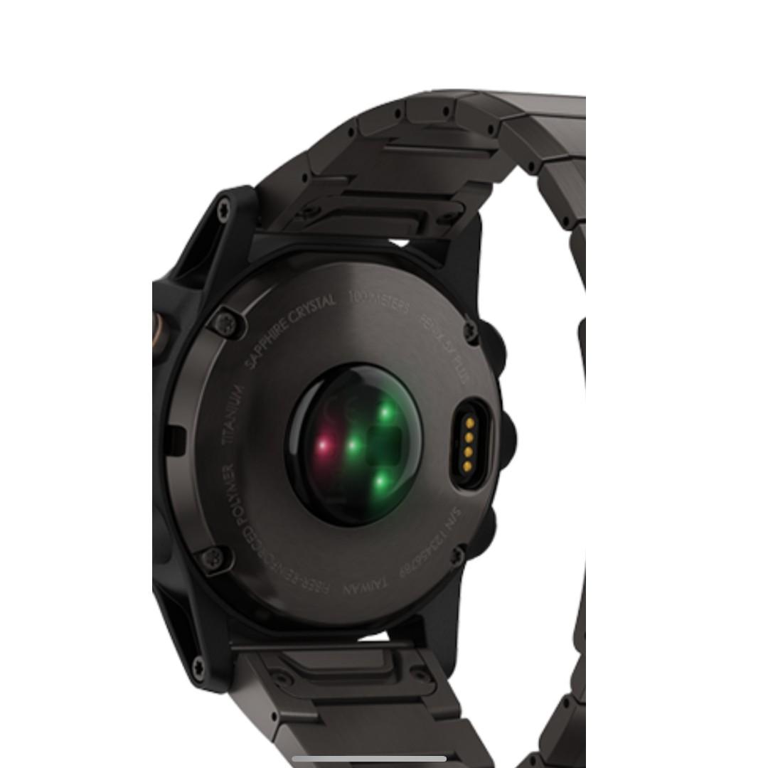 Sapphire, Carbon Gray DLC Titanium with DLC Titanium Band, Luxury ...