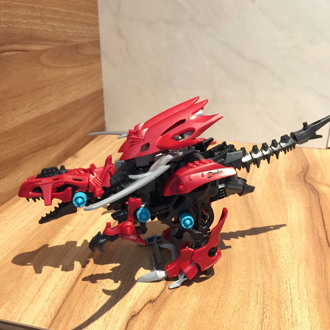 Zoids wild gil raptor, Toys & Games, Bricks & Figurines on Carousell
