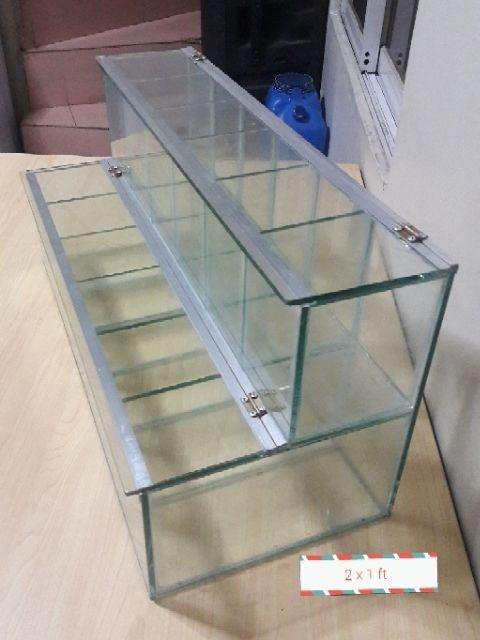 glass stante for candies and biscuits, Everything Else, Others on Carousell