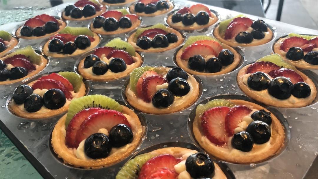 Halal pastry / canapes finger food platter catering, Food & Drinks ...