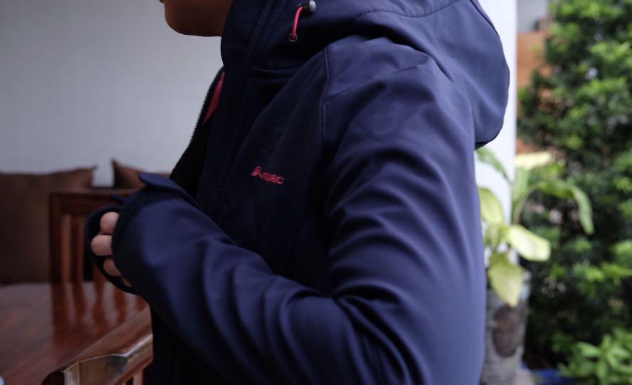 Macpac Soft Shell Jacket from New Zealand, Women's Fashion, Coats ...