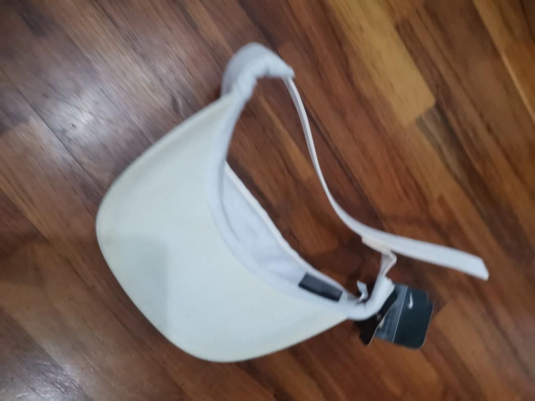 Nike sun hat, Women's Fashion, Watches & Accessories, Hats & Beanies on ...