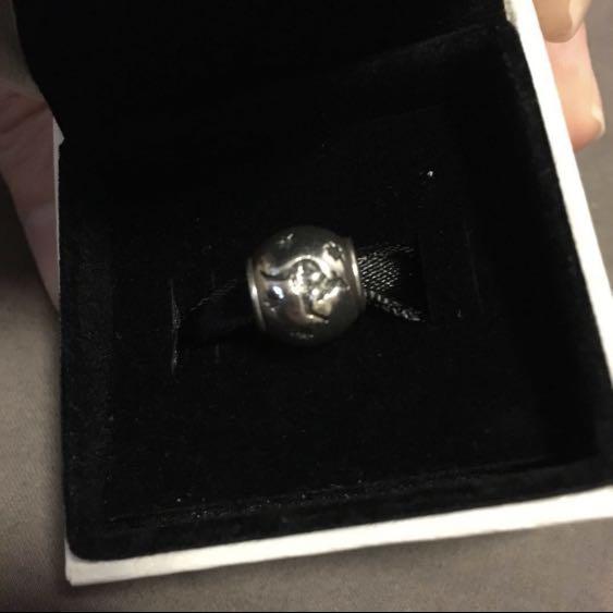 Pandora Charm: Southern cross & kangaroo , Women's Fashion, Jewelry ...