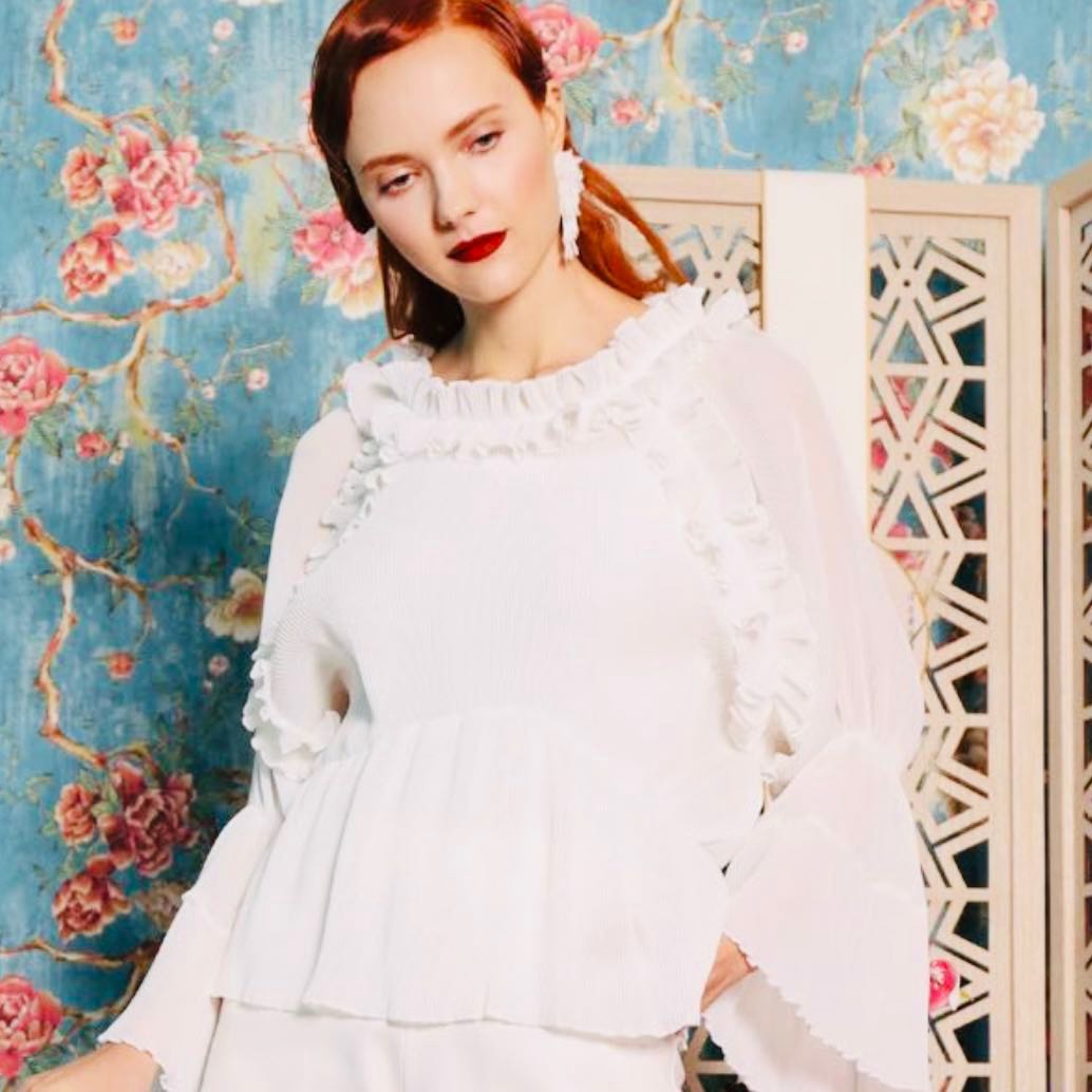 Soeurs Co Frilly Ruffles Blouse with inner camisole, Women's Fashion ...