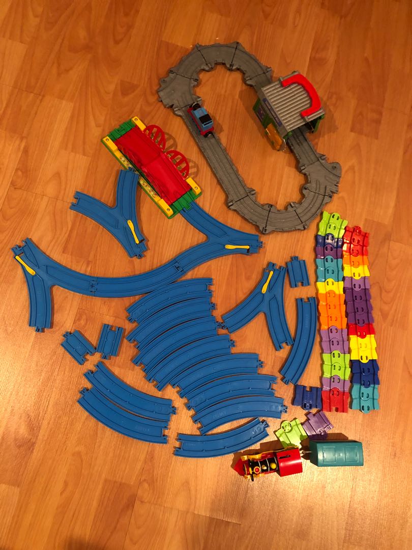 Thomas train set tomy SALE , Hobbies & Toys, Toys & Games on Carousell