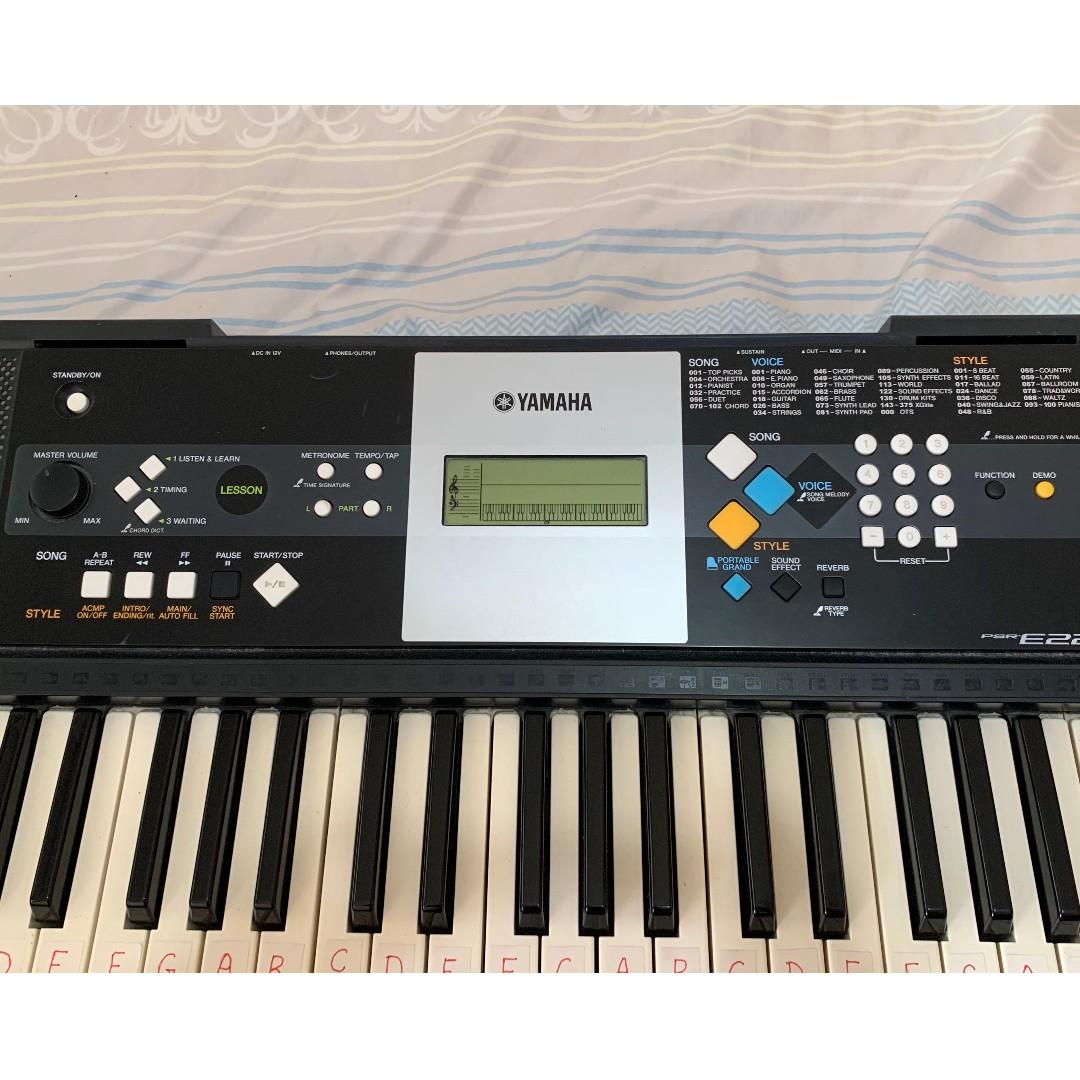 Yamaha Keyboard PSR-E223 [Used], Hobbies & Toys, Music & Media, Musical ...