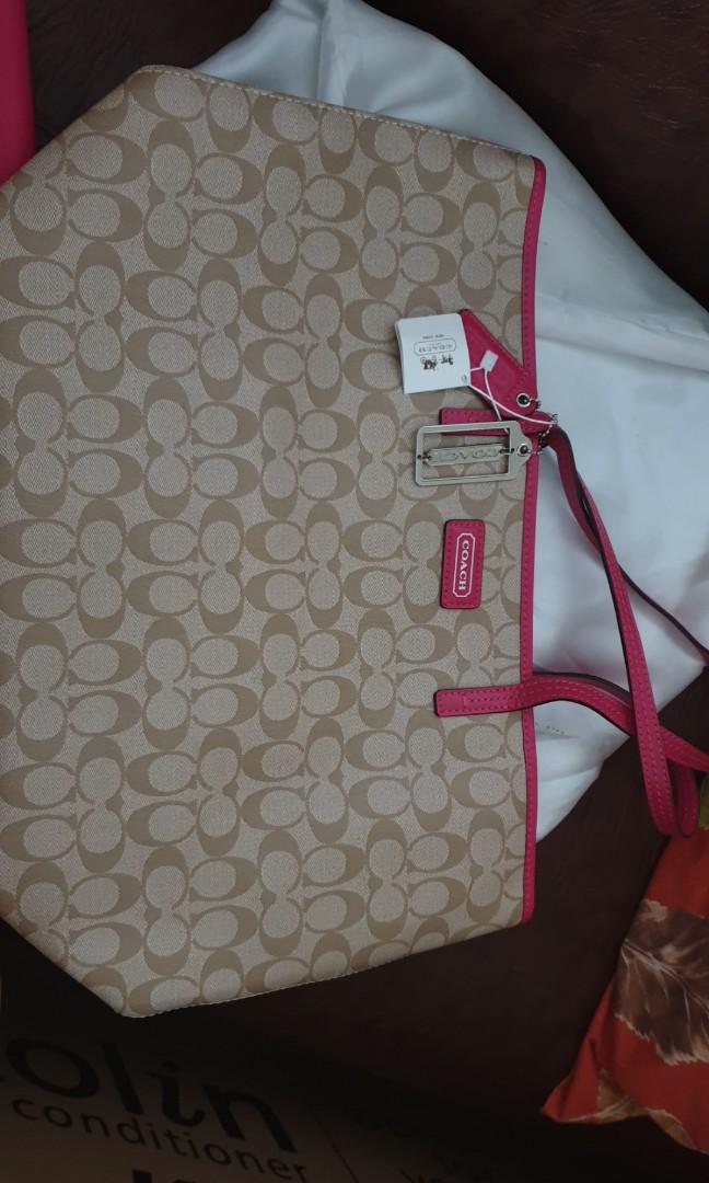 Coach Neverfull, Women's Fashion, Bags & Wallets, Purses & Pouches on ...