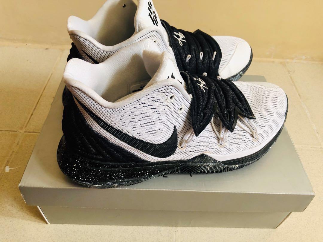Kyrie 5 “Oreo”, Men's Fashion, Footwear, Sneakers on Carousell