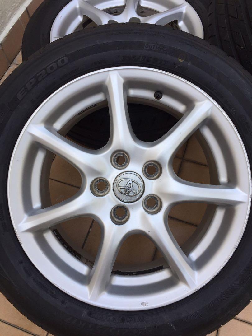 Toyota Previa / Estima Original 17" wheel rims & almost new tyres, Car ...