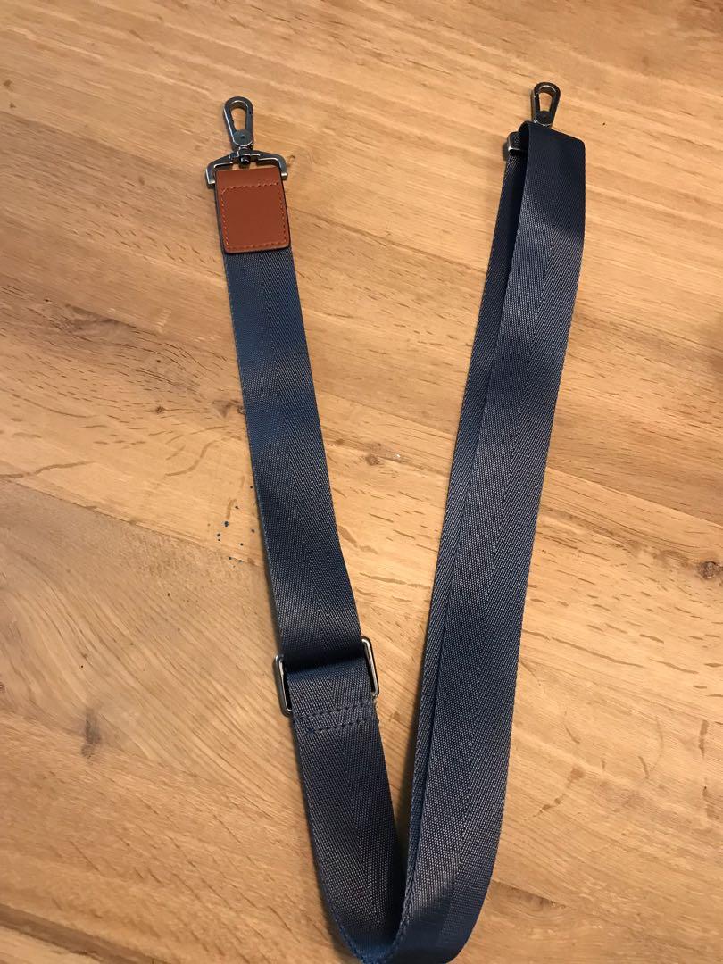 Van Garie - Laptop cum documents bag, Luxury, Bags & Wallets on Carousell