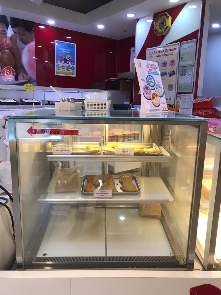 Cakes Display upright Chiller/6 feet cake shelf/ warmer, TV & Home ...