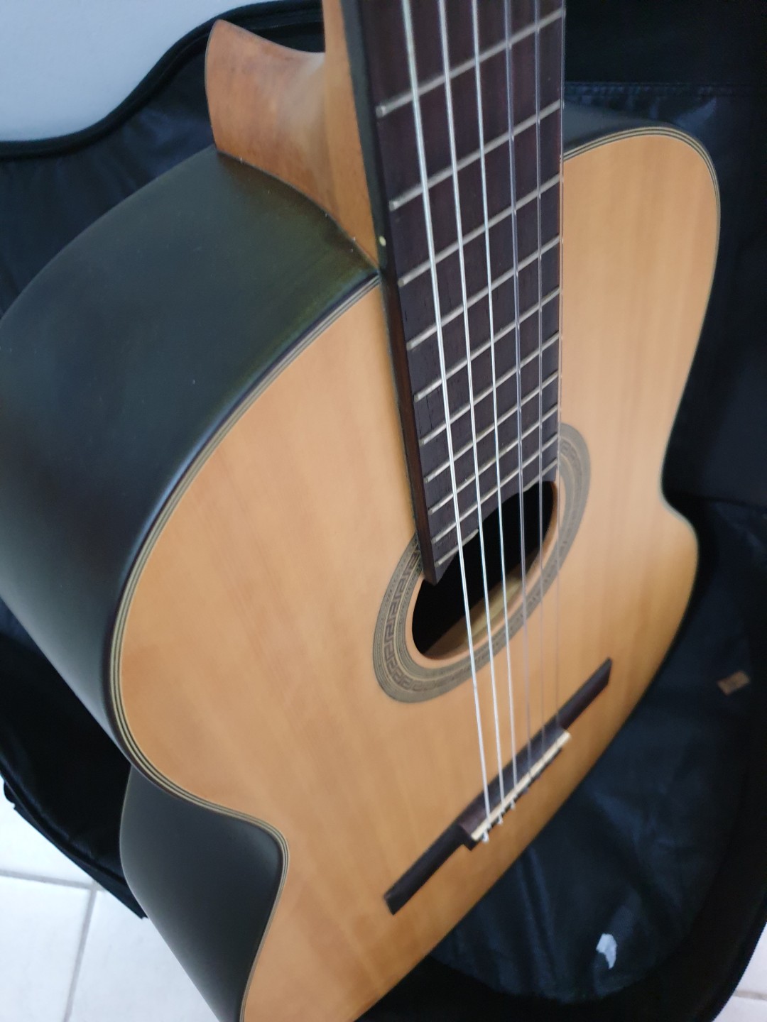 Classical Guitar Matte Design, Hobbies & Toys, Music & Media, Musical ...