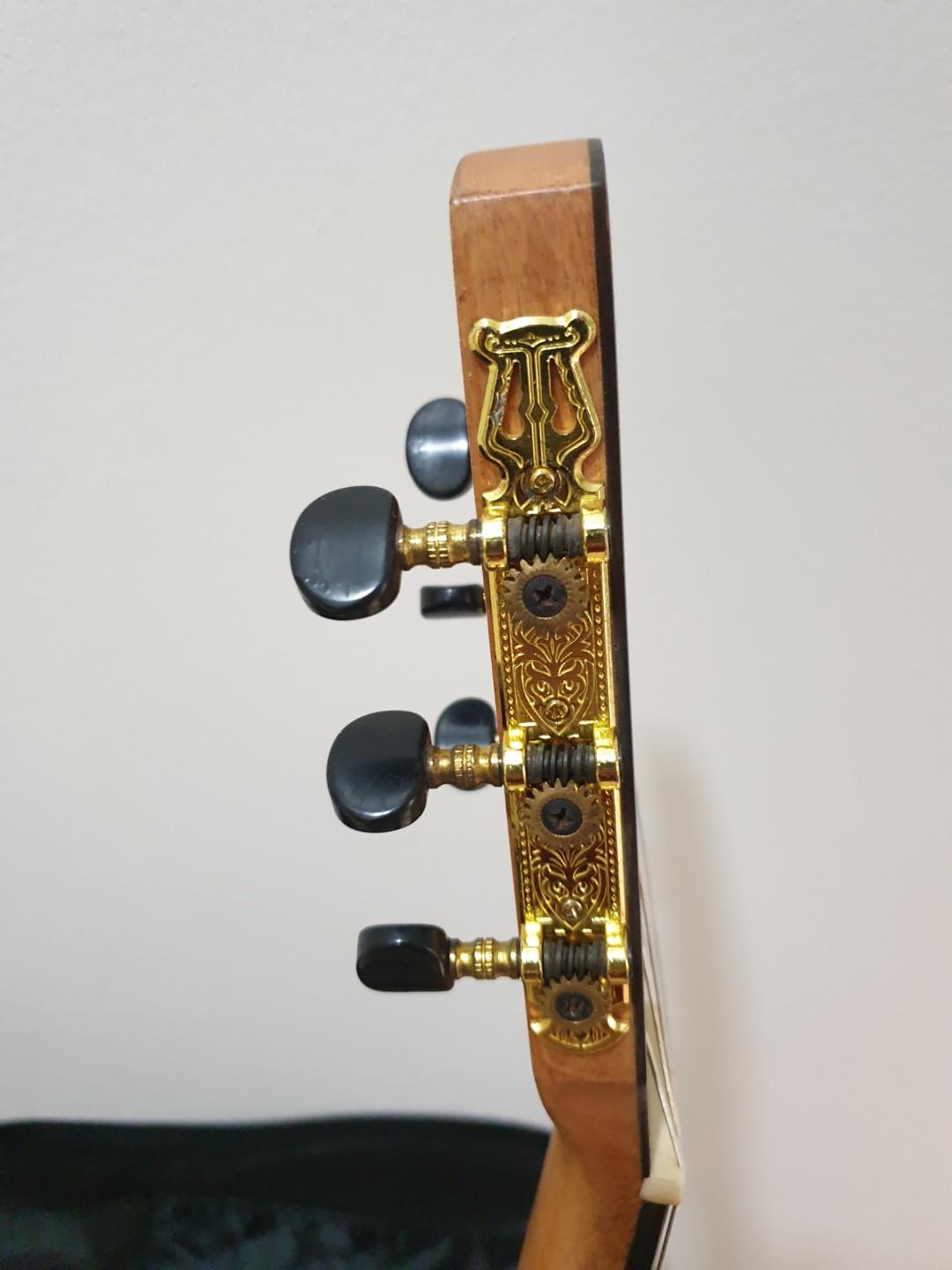 Classical Guitar Matte Design, Hobbies & Toys, Music & Media, Musical ...