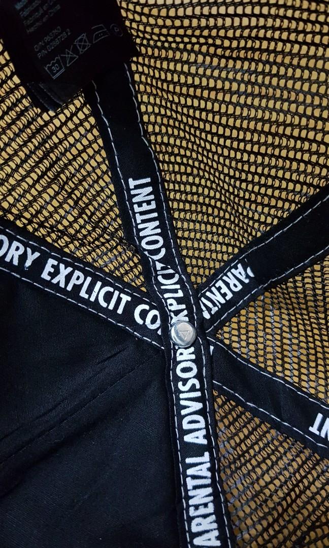 H&M Divided PARENTAL ADVISORY EXPLICIT CONTENT Trucker Cap. (Original), Men's Fashion, Watches ...