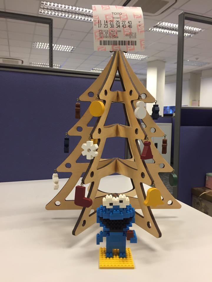 MUJI Wooden Christmas Tree, Hobbies & Toys, Stationery & Craft, Craft ...