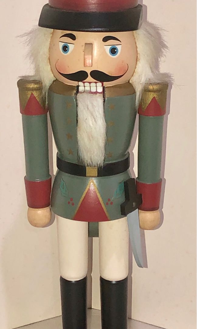 Wooden Nutcracker Soldier With Side Knife 14.5 Inch Tall, Hobbies ...
