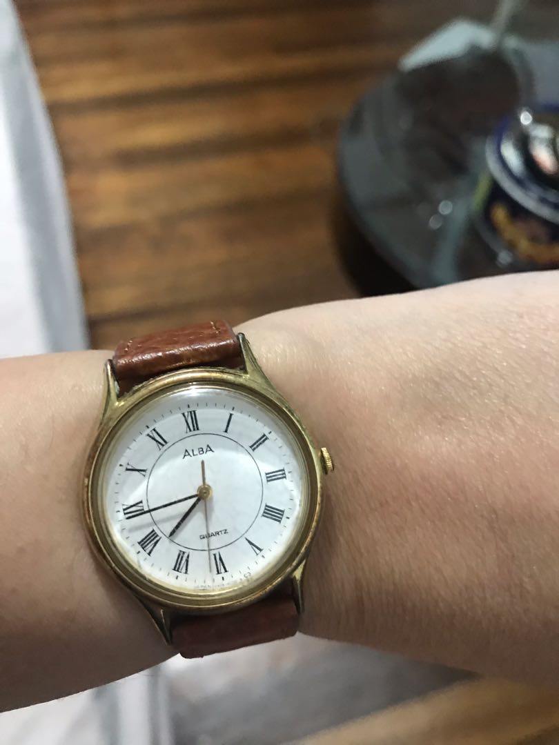 Authentic Alba Vintage Ladies Watch, Women's Fashion, Watches ...