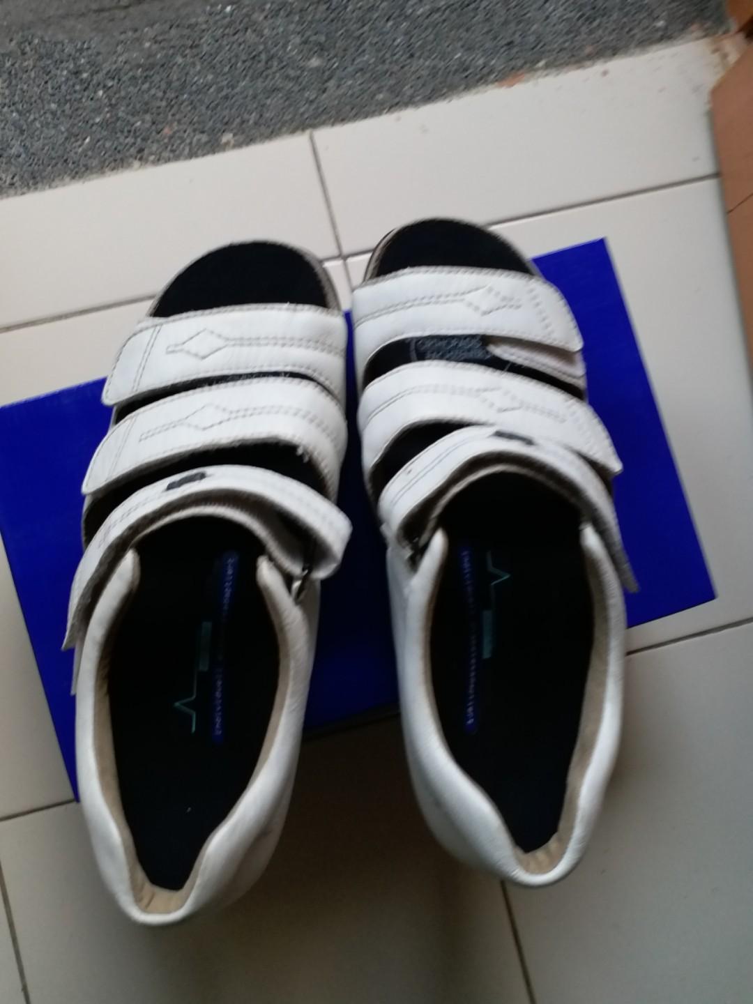 LucRo by schein Sandals Shoe for Men, Men's Fashion, Footwear, Slippers ...