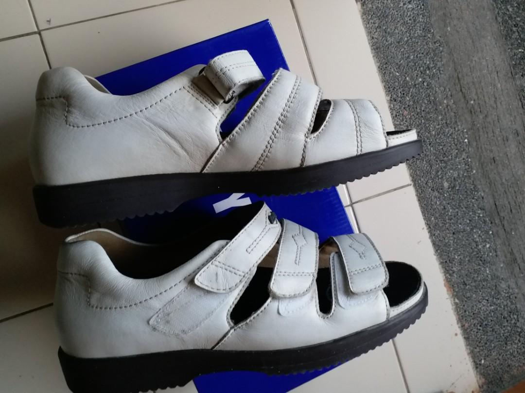 LucRo by schein Sandals Shoe for Men, Men's Fashion, Footwear, Slippers ...