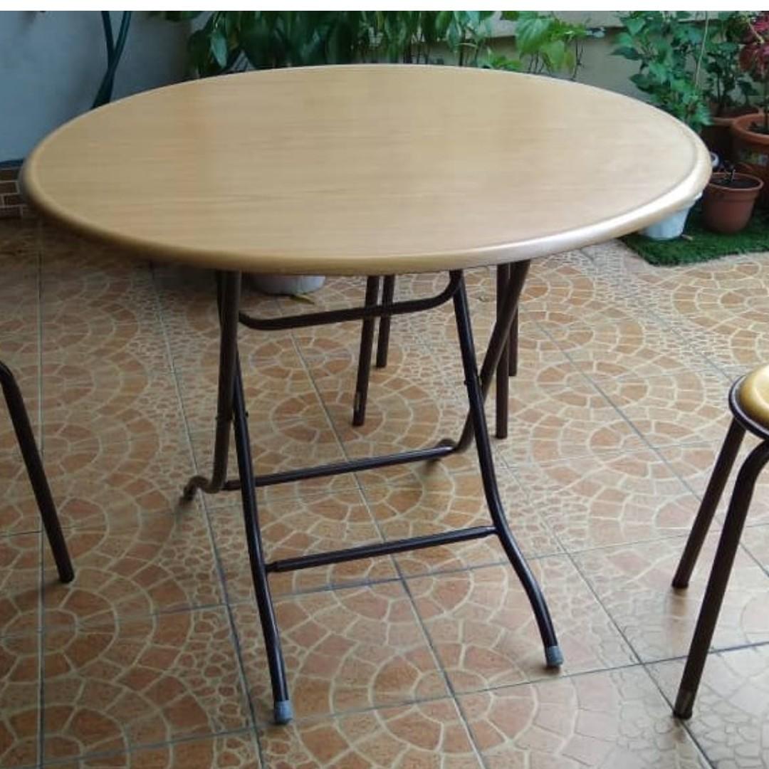 Meja Lipat Bulat Isotop Foldable Round Table N20 B Furniture And Home Living Furniture Tables