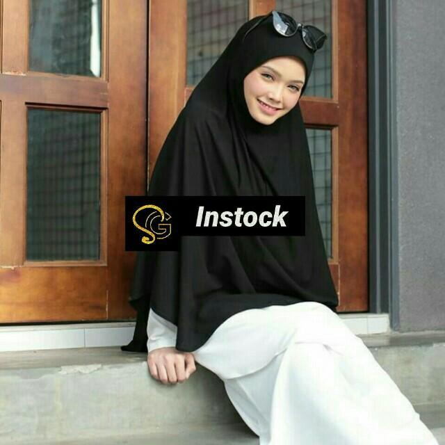 Tudung Labuh Ustazah, Women's Fashion, Muslimah Fashion, Hijabs on ...