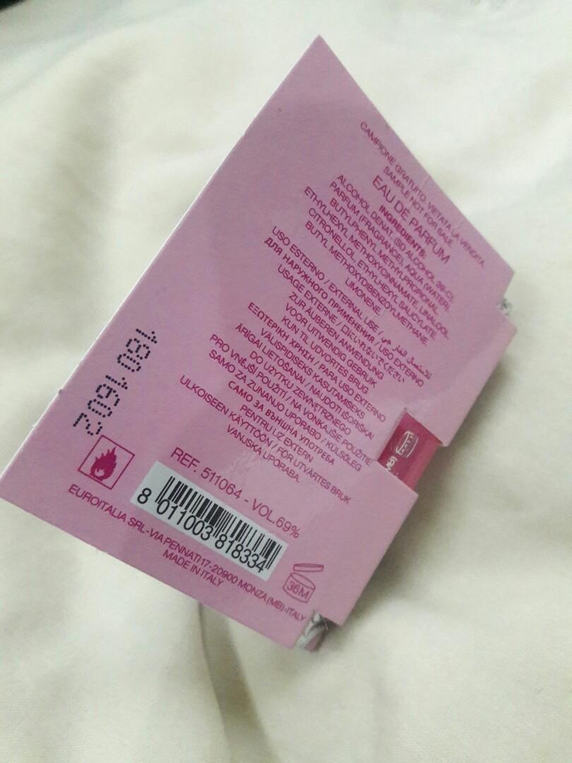 Versace Bright Crystal Absolu Sample Vial, Beauty & Personal Care ...