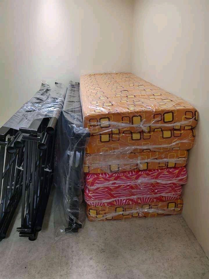 Double deck single with foam 4inch ordinary, Furniture & Home Living ...