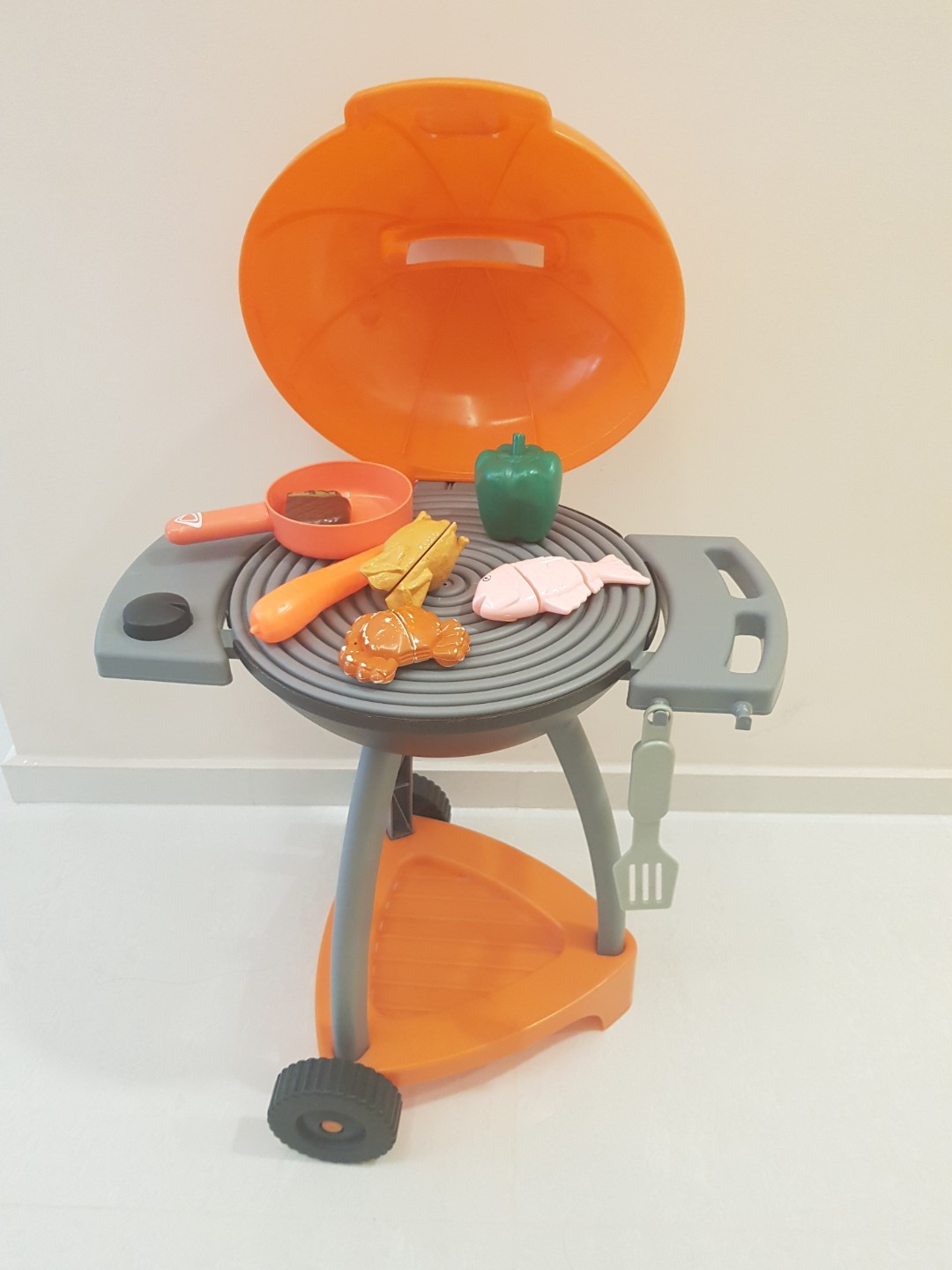 Little Tikes BBQ pit, Babies & Kids, Baby Nursery & Kids Furniture ...
