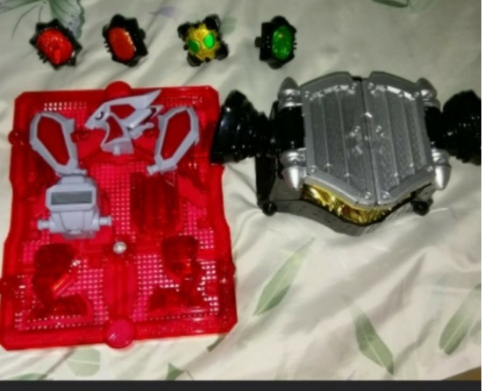 Loose beast driver and wizard raven(no ring), Hobbies & Toys, Toys ...