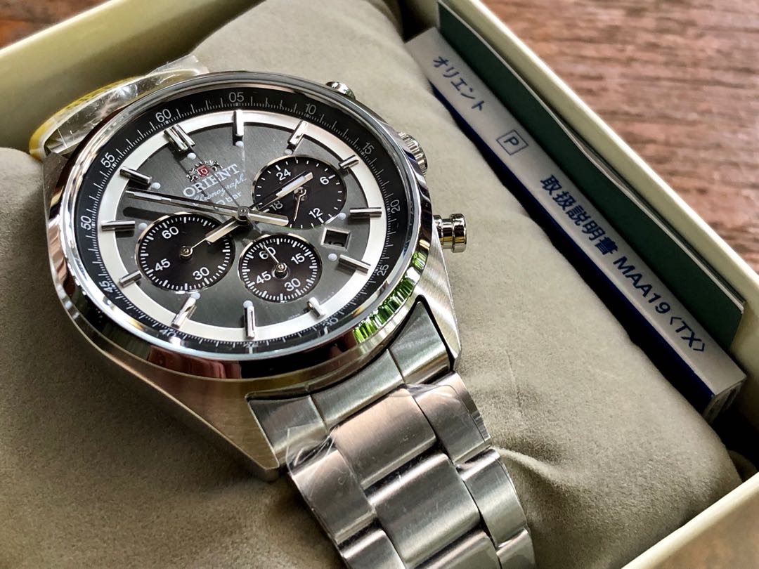 Orient Neo70’s Solar “Dark Gray” Panda, Men's Fashion, Watches ...